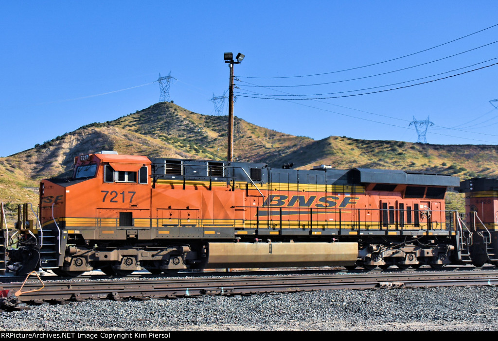 BNSF 7217